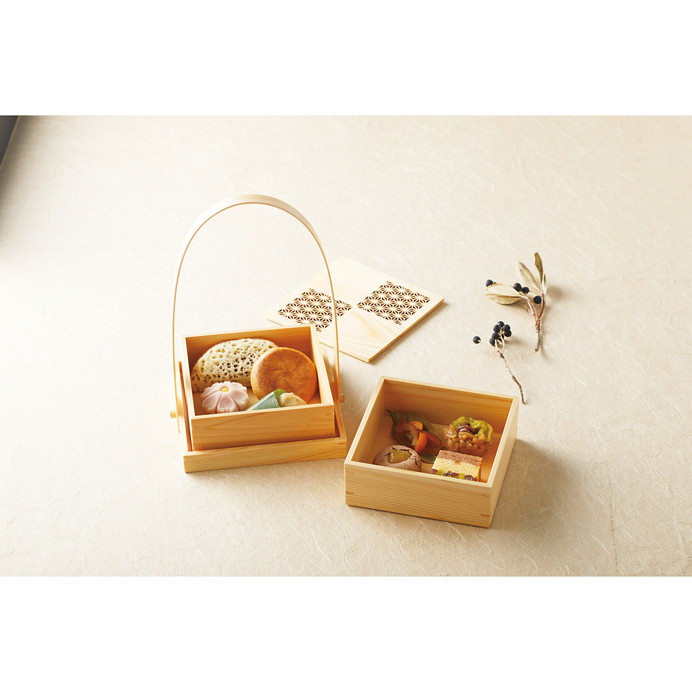 ひのき細密・手提付正角2段料理箱用蓋 麻の葉 - 調理器具のSHOKUBI